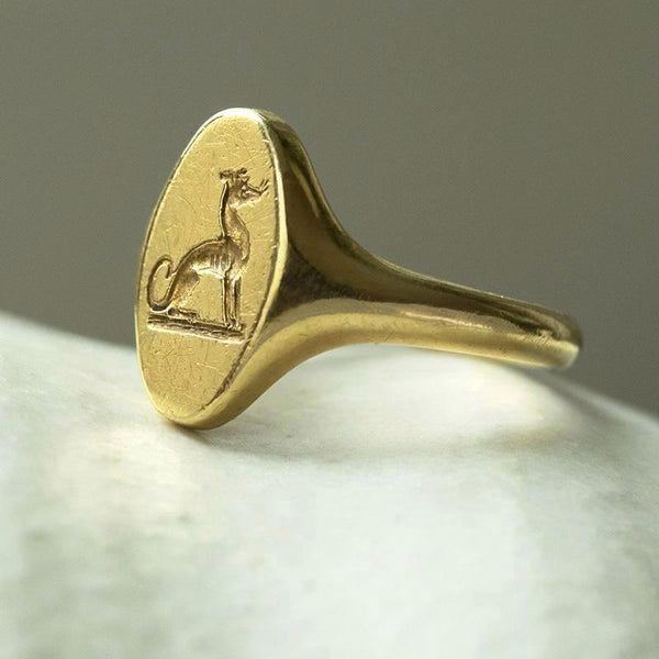 LAELIUS Antiques – Early 20th Century 18k Dog Signet Ring